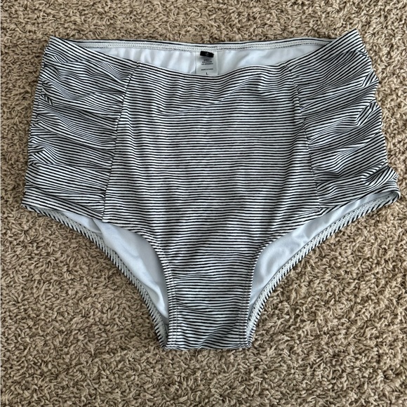 Dixperfect | Swim | High Waisted Tummy Control Full Coverage Ruched ...